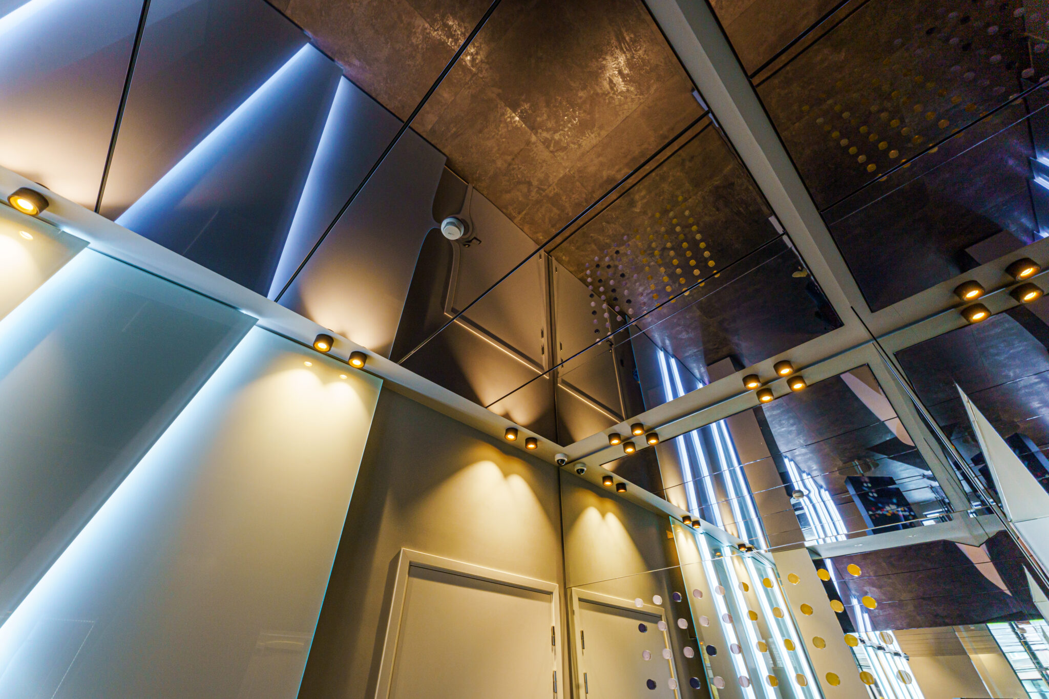 Mirror Panels - Vecta Design